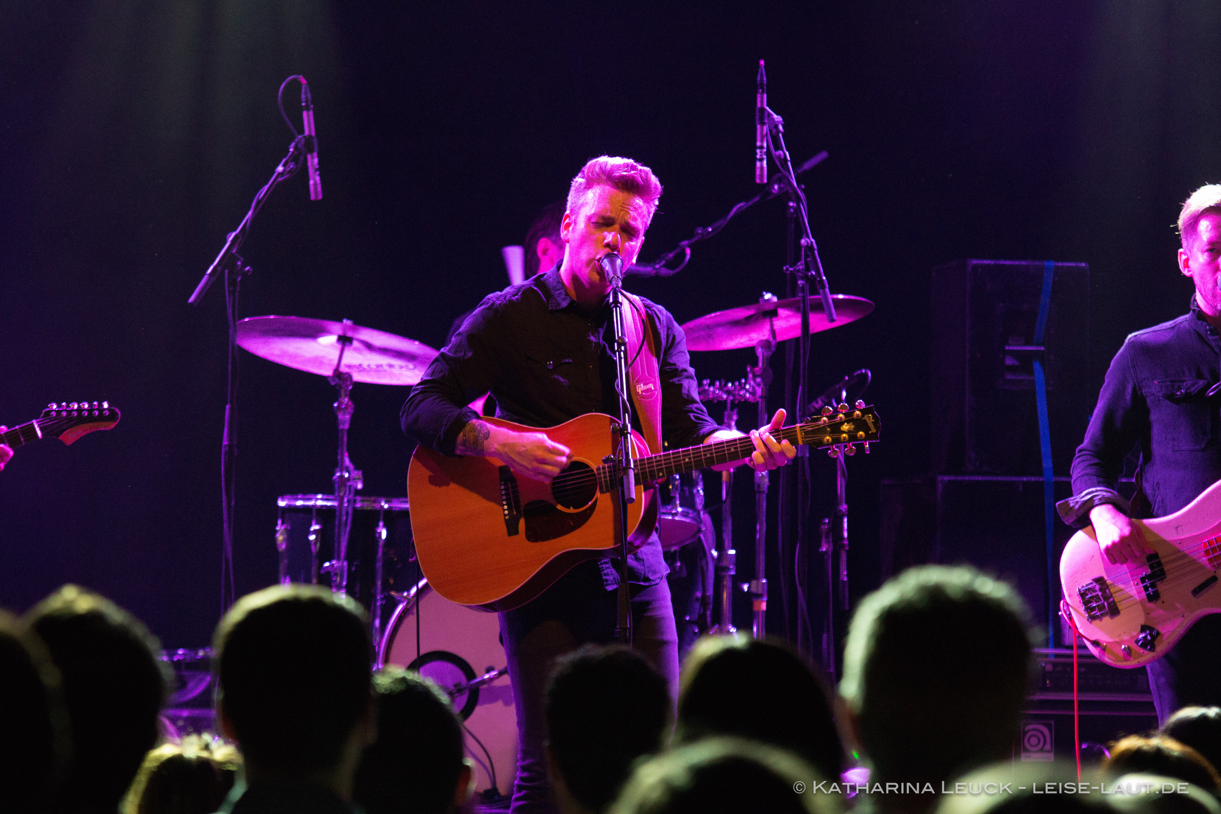 Greg Holden im Knust Hamburg, 29. Juni 2015. Support: Liza & Kay ...